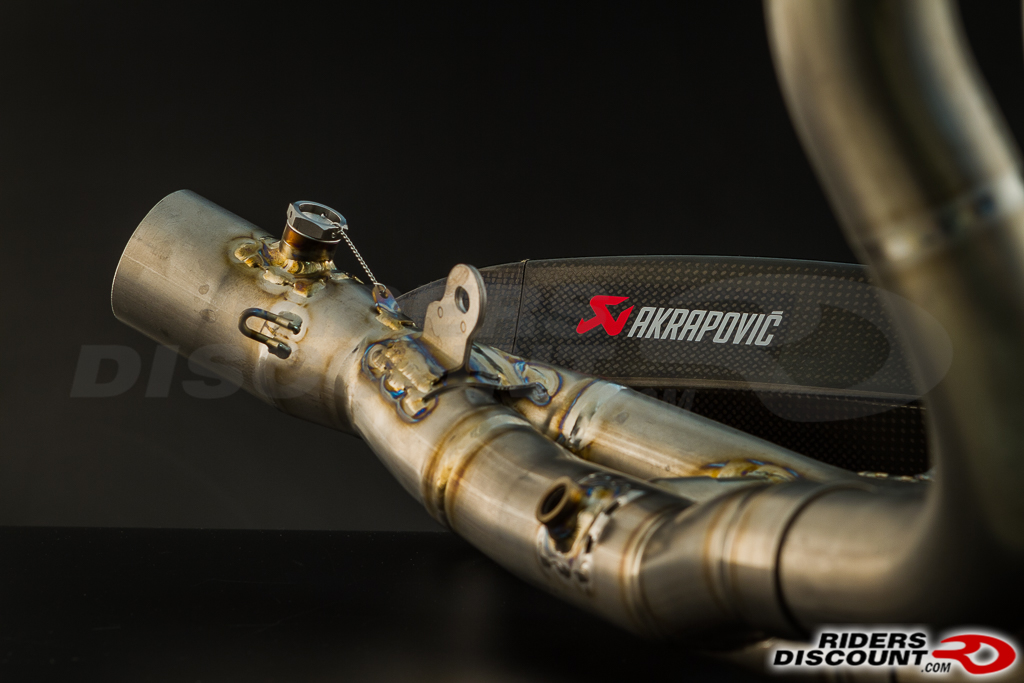 Akrapovic Evo Carbon Fiber exhaust for the 2015 Yamaha R1 | 13x Forums